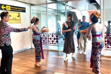 Kemenparekraf Gandeng Air New Zealand Perkenalkan Tren Baru Pariwisata