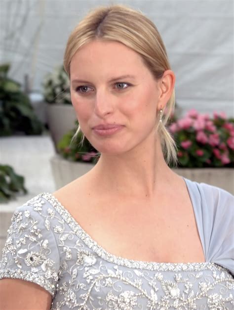 Karolina Kurkova Vogue Nude Naked Pussy Slip Celebrity