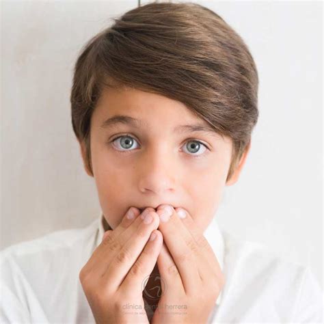 Qué debo hacer si se rompe un diente Clínica Dental Herrera