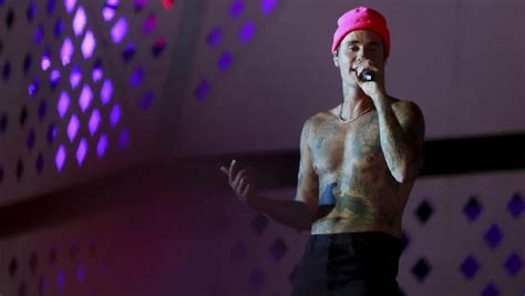 Justin Bieber é o artista mais mencionado no primeiro final de semana