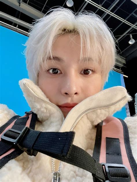SM NCT On Twitter Yangyang Wayv Nct Nct Yangyang Selca