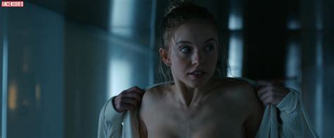Naked Sydney Sweeney In The Voyeurs