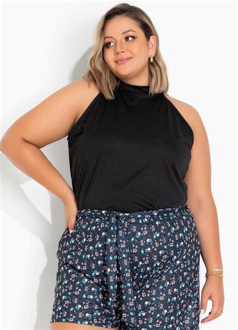 Blusa Preta Gola Alta Plus Size Marguerite