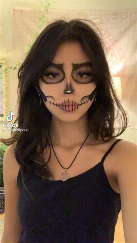 Pin De Mikela Yauri Roque En Detallitos Maquillaje Con Delineador