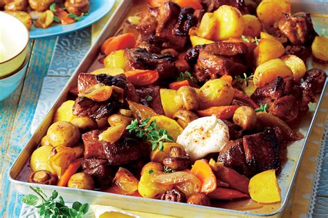 Blancs de volaille aux légumes rôtis Recette Maximag fr