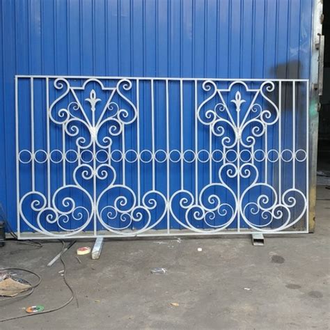 Khung bảo vệ cửa sổ sắt mỹ thuật Khung bảo vệ cửa sổ sắt nghệ thuật
