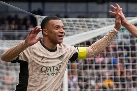 Kylian Mbappé announces he s leaving Paris Saint Germain