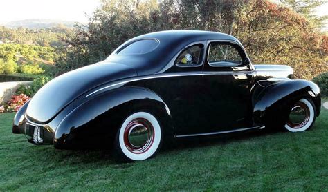 Ford Deluxe Custom Door Coupe Side Profile