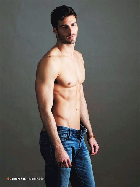Hot Dudes Good Mood On Twitter RT Damn Hes Hot DAMN HE S HOT