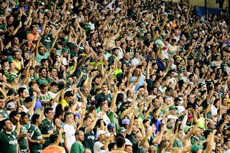 Palmeiras Chega A Mil S Cios Torcedores E Programa Bate A Melhor