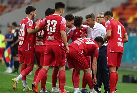 Playsport Va fi VAR la Dinamo FC Argeș Câte bilete s au vândut