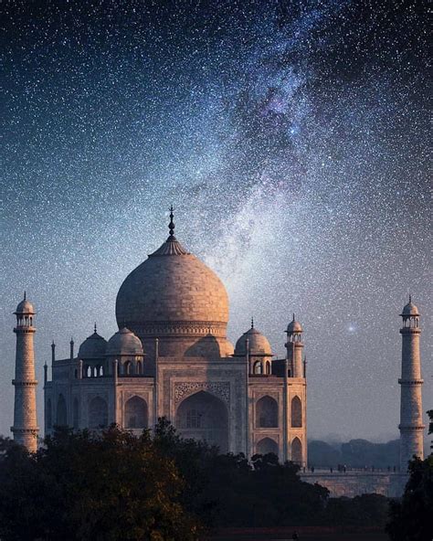 Taj Mahal At Night Wallpaper Infoupdate Org