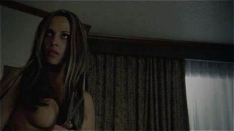 Elizabeth Cervantes Desnuda