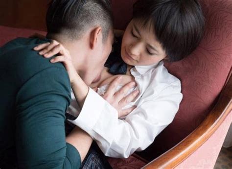 美少女まだあどけなさが残る女の子が男のチンポを受け入れる快楽感じてイキまくるw 熟れごろ果実