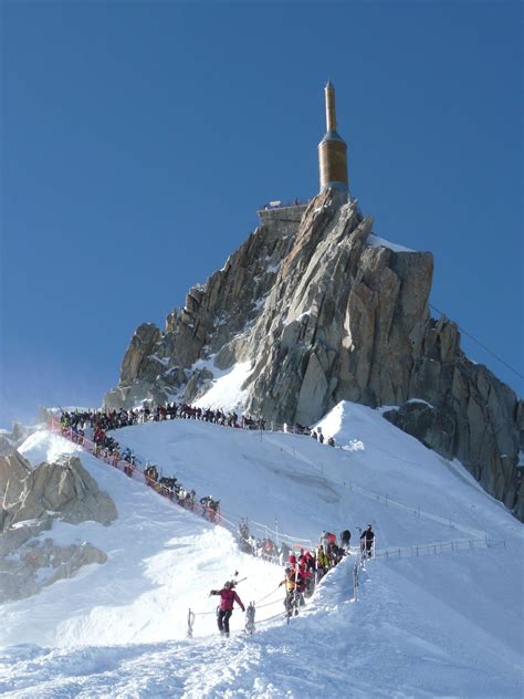 Vallée Blanche Skiing Chamonix France https thetravelhackinglife