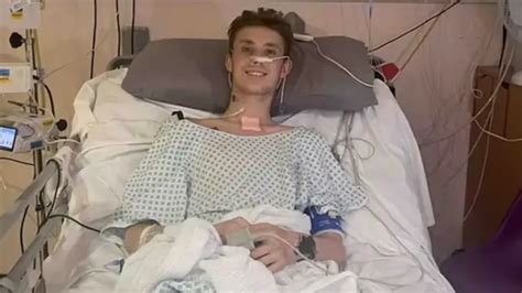 Mann 20 kam mit Grippe ins Spital Wenig später mussten beide Beine