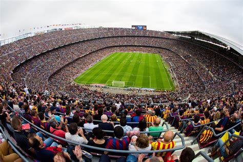 Estadio mas pequeño del mundo Actualizado octubre 2024