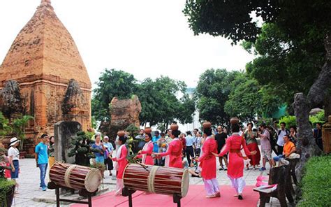 B T M Nh Ng C S C Trong L H I Th P B Ponagar Nha Trang