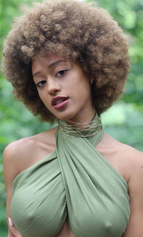 Pin On Aesthetic Hair Most Beautiful Black Women Curvy Woman