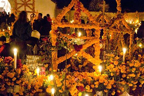 Michoacán Afinan Detalles Para La Noche De Muertos Changoonga