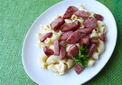 Makaron z kiełbasą i serem DoradcaSmaku pl
