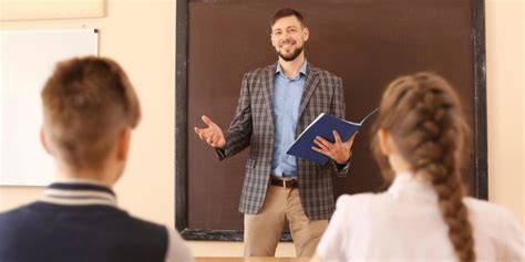 Cuál es el trabajo de un docente