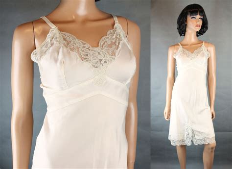 Vintage Satin Slip 32 50s Parisian Maid Pale Peach Bias Cut Nylon Off