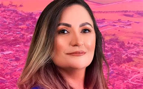 Carla Chácara é a pré candidata a prefeita apoiada pelo grupo político