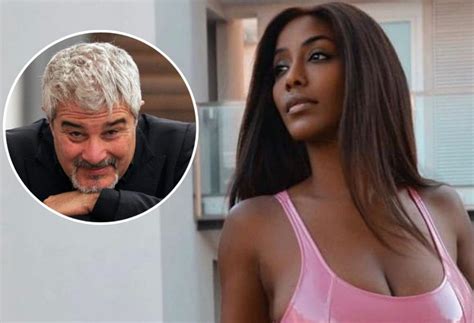 Ainett Stephens E La Replica Perfetta A Pino Insegno Che Lha Definita