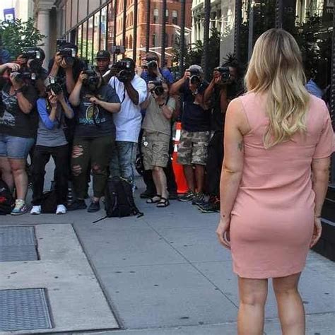 Hilary Duff Scrolller