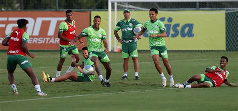 Palmeiras encerra preparação para enfrentar o Athletico PR veja