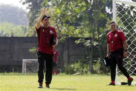 Daftar Lengkap Pelatih 18 Klub BRI Liga 1 2022 2023 Bola Net