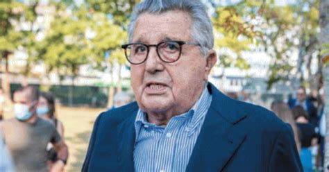 Colpita Dalle Parole Di Carlo De Benedetti Il Miracolo Nel Giorno