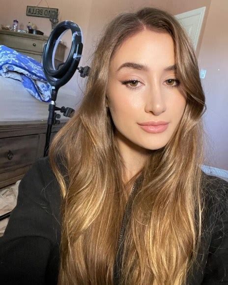 Bronwin Aurora L Ai Ti U S Idol Tiktoker Onlyfans Bronwin Aurora