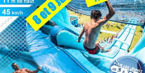 Aqua Party Le Plus Grand Toboggan Gonflable D Europe Au Parc Pasteur