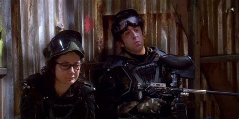 Leslie Winkle Sara Gilbert And Howard Wolowitz Simon Helberg In