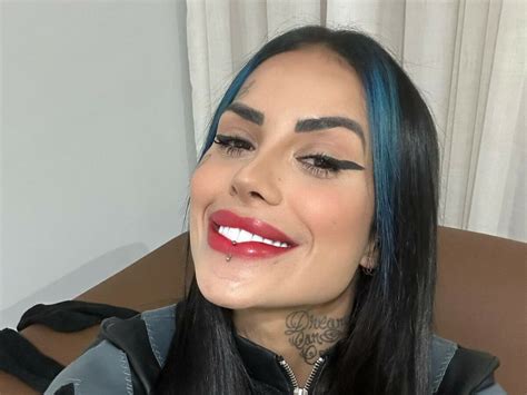 De Biqu Ni Tati Zaqui Esbanja Corpa O Em Sauna