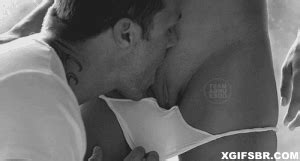 14 Gifs Em Preto E Branco De Homens Chupando Bucetas Videomaniaco Sexo
