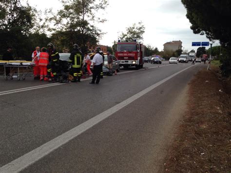 Gravissimo Incidente Sull Aurelia All Altezza Di Ladispoli Terzo