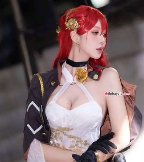 Nữ streamer Genko cosplay loạt nhân vật Hoyoverse