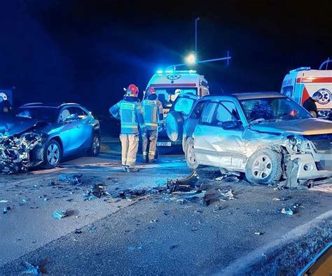 Wypadek na DK81 Kierowca wjechał na czerwonym Policja szuka świadków