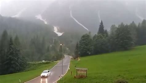 Nubifragio E Colata Di Fango In Val Di Zoldo Il Video Del Maltempo