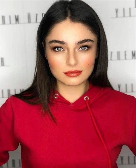 Ayça Ayşin turan on Instagram Fantastique aycaaysinturan