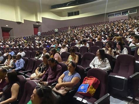 Celebran El Aniversario De La Escuela De Bachilleres Prof Ladislao