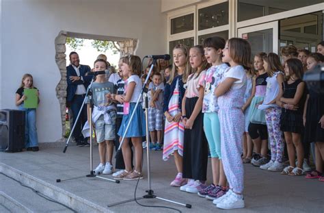 Predstavnici Grada Pule ove godine na prijemima prvašića u pulskim