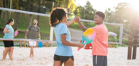 Conheça 5 benefícios do beach tennis para seu corpo Care Plus