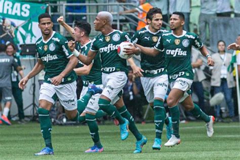 Palmeiras goleia o São Paulo e é o campeão paulista de 2022 Jornal