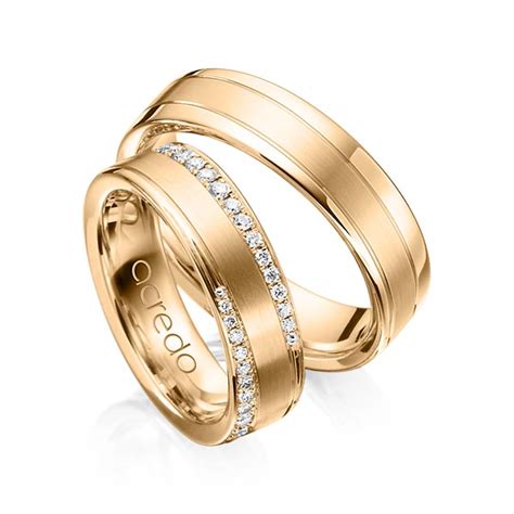 Paar klassische Trauringe Eheringe in Roségold 585 mit zus 0 556 ct