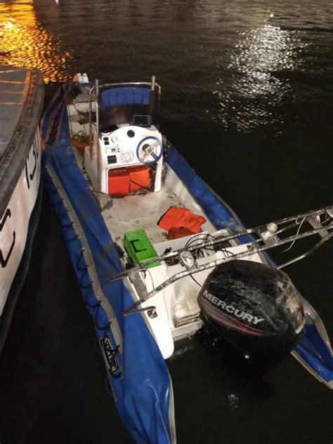 Misterio en Bahía Blanca encontraron una lancha a la deriva y su dueño