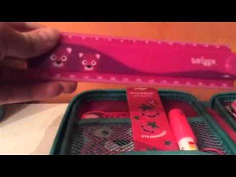 What S In My Smiggle Bubble Hart Top Pencil Case Youtube